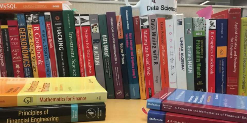 10 Best Data Science Books For Beginners And Advanced Data Scientist 